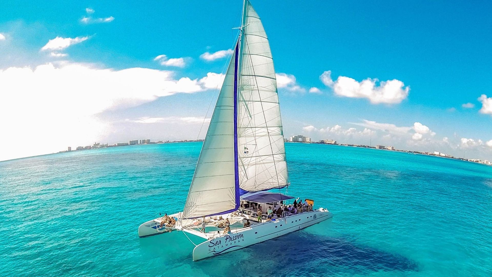 Renta Catamarán 100 personas Sea Passion ll | Cancun Sailing